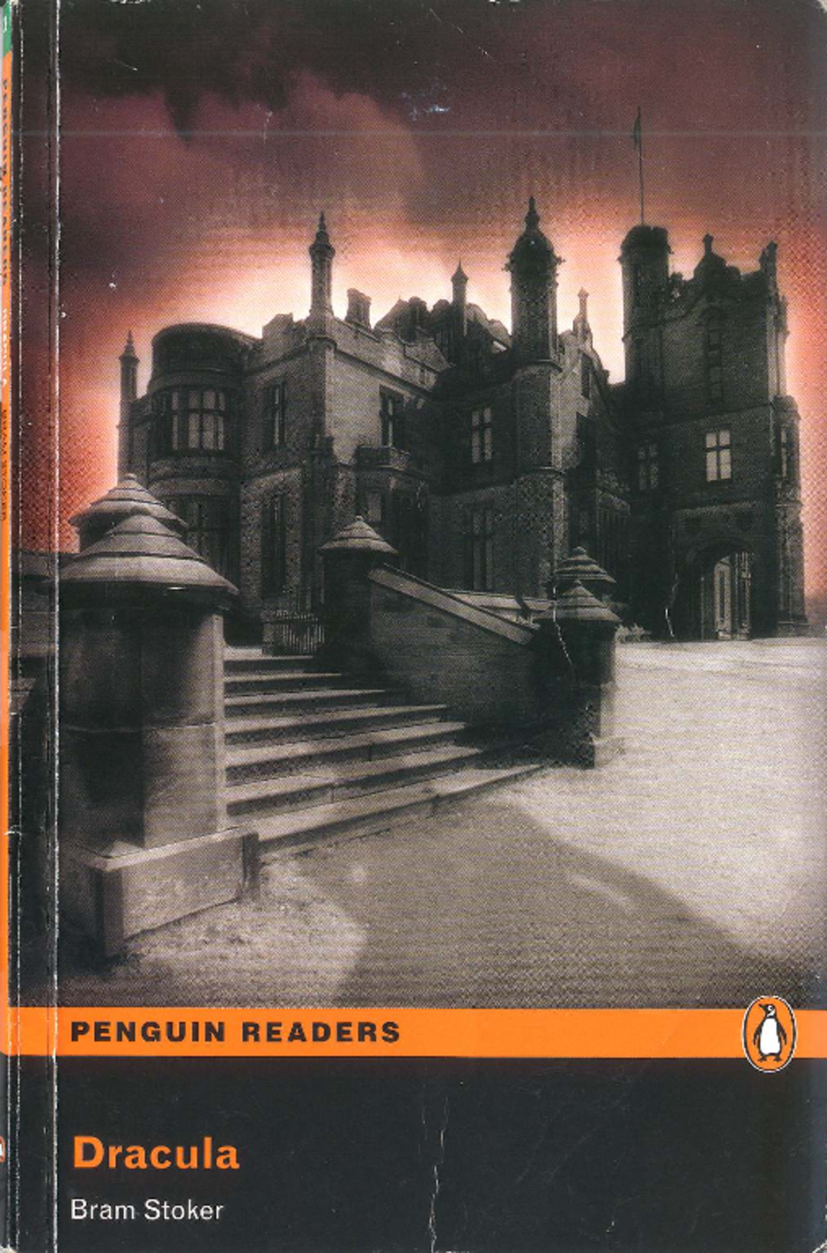 Dracula (Level 3) - Chapter 1: Castle Dracula Retold by Chris Rice ...