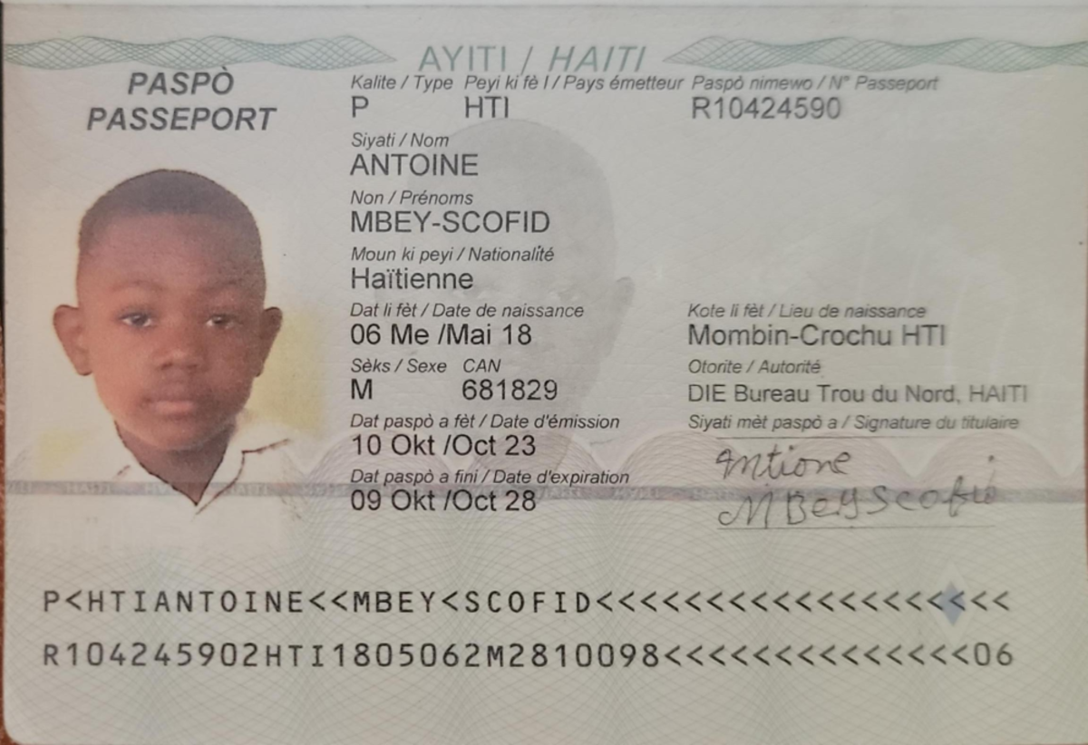 Antonio Mbey-scofid - Mbey - PASPÒ PASSEPORT AYITI / HAITI Kalite/Type ...