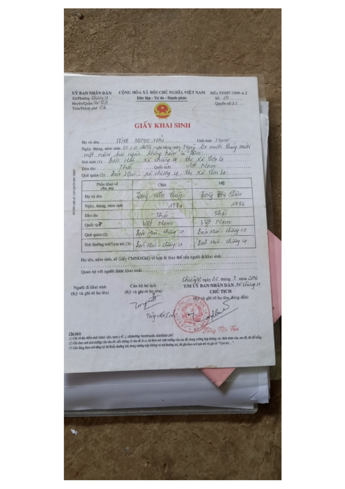 Anh doi tuong uu tien - eeee - UY BAN NHAN DAN CONG HOA XA HOI CHU ...